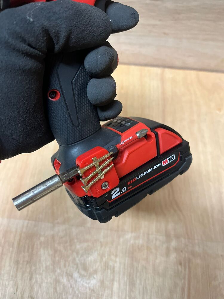 Stubby Magnetic BitHolder for Milwaukee M18 - StealthMounts